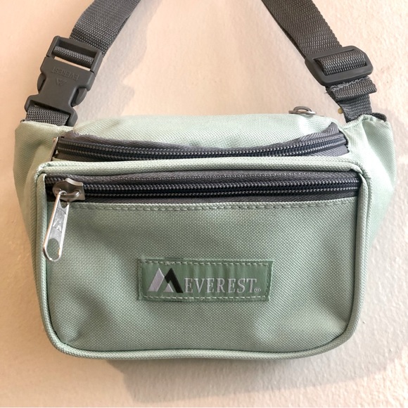 Everest | Bags | Everest Mint Green Belt Bag | Poshmark
